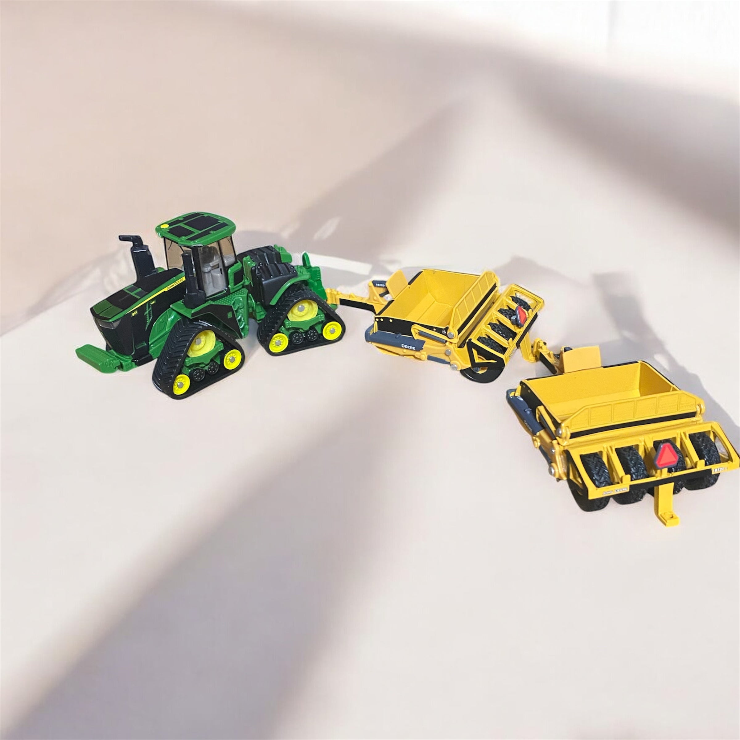 1/64 John Deere 9RX 590 with 1812DC Scraper Toy - Custom “Black-Out” V ...